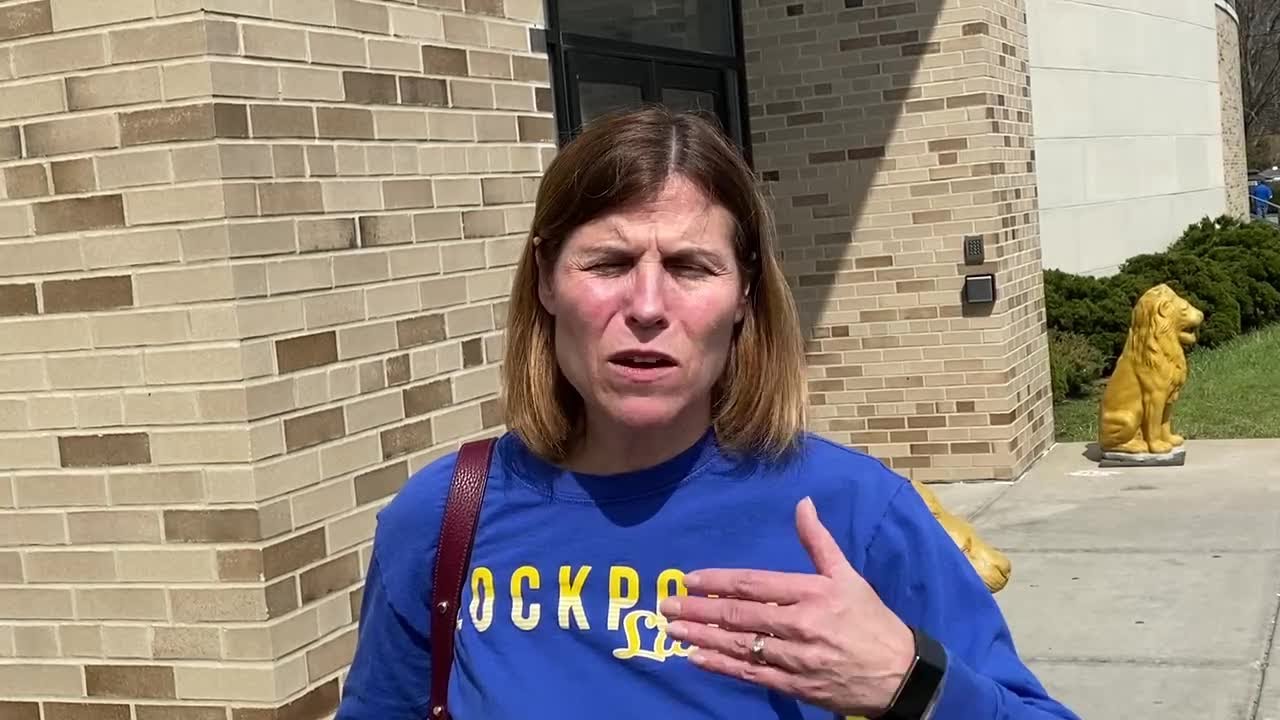 Lockport teacher describes swatting attack - YouTube