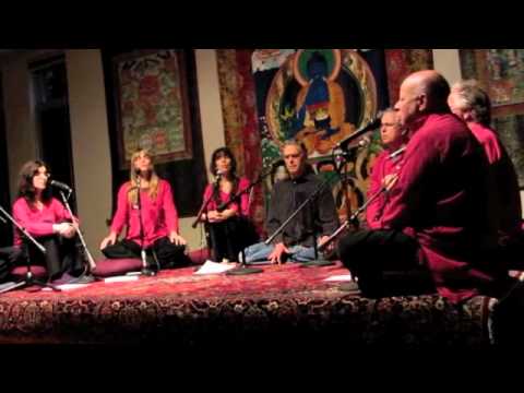 Richard Freeman chants with Prana - YouTube