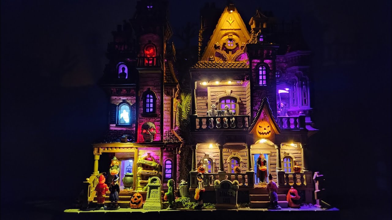 New for 2023 Lemax Spooky Town Michaels Exclusive "Haunted Estates ...