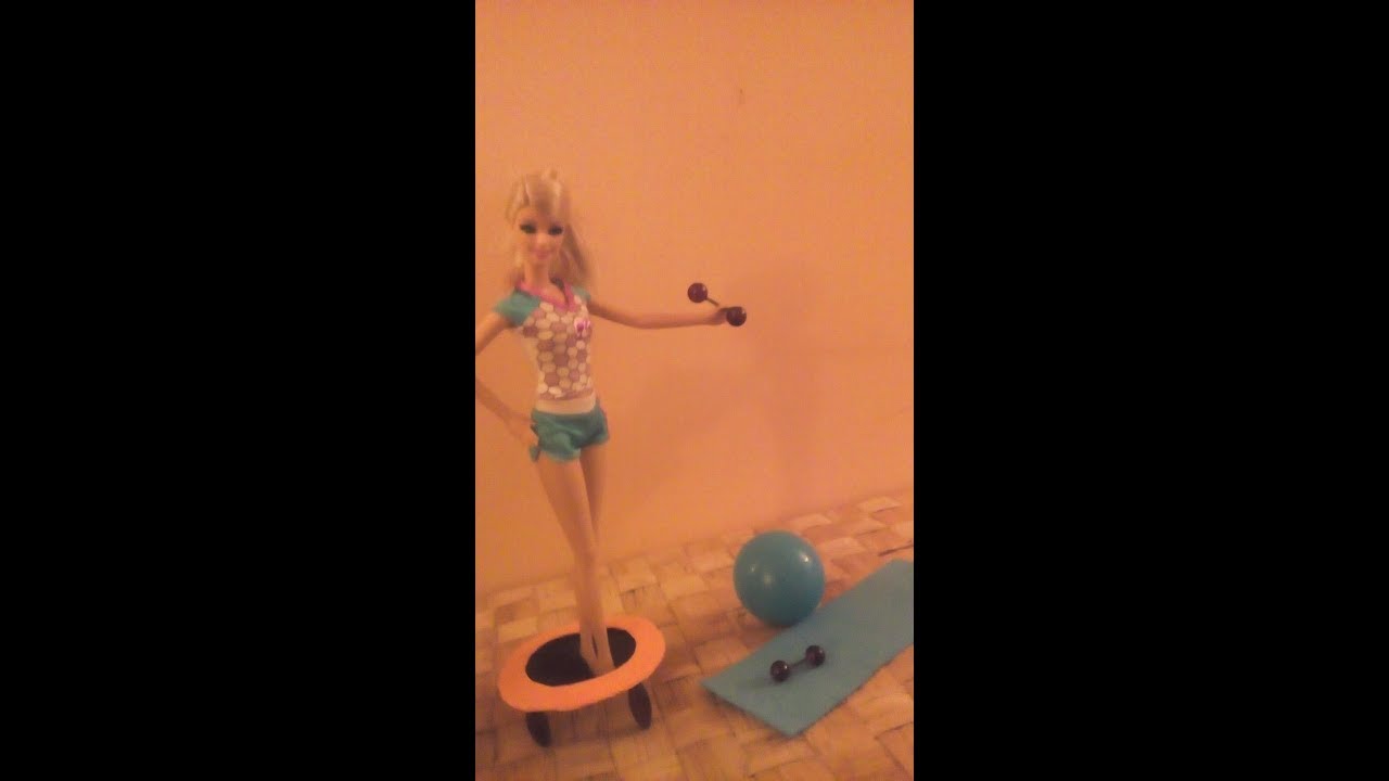 DIY TUTORIAL BARBIE COME FARE PALESTRA BAMBOLE FAI DA TE TAPPETO ...