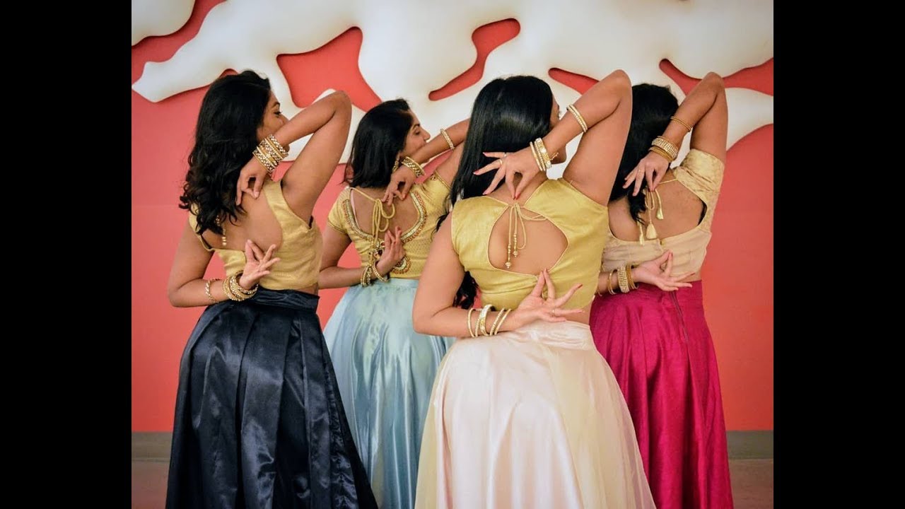 Bollywood Dance | Kajra Re - YouTube