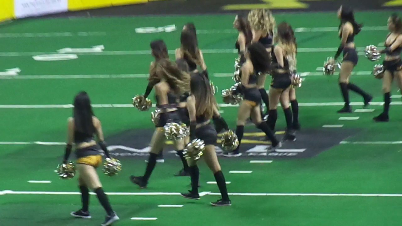 STEEL GIRLS. 2017 - YouTube