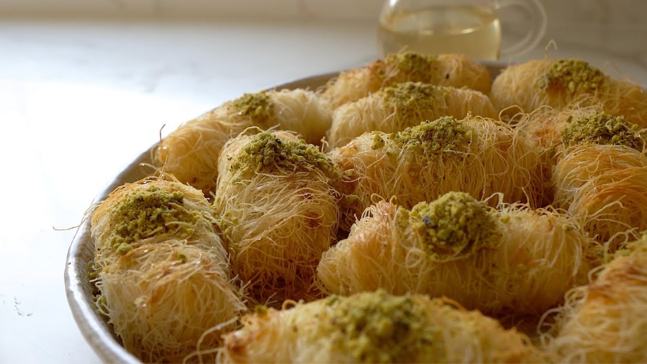 How to make Kunafa Roll | Cooking with Zahra - YouTube