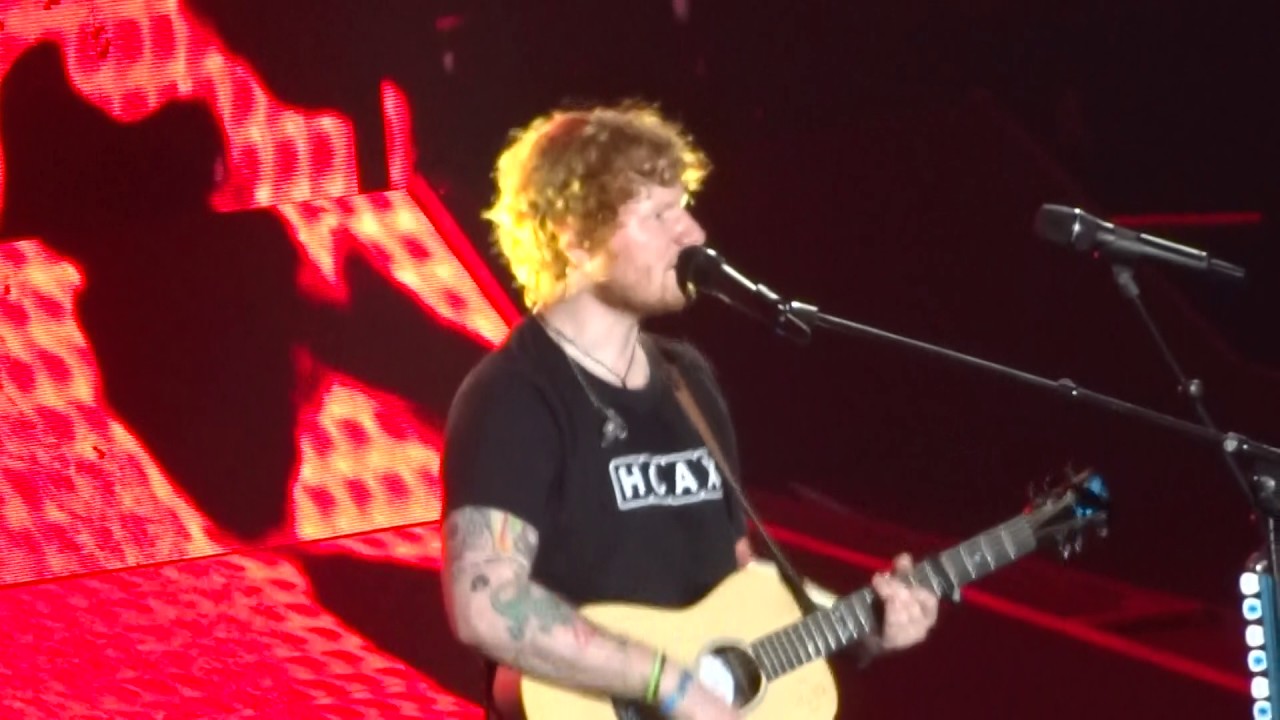 Ed Sheeran - "Bloodstream" (Live in San Diego 8-6-17) - YouTube