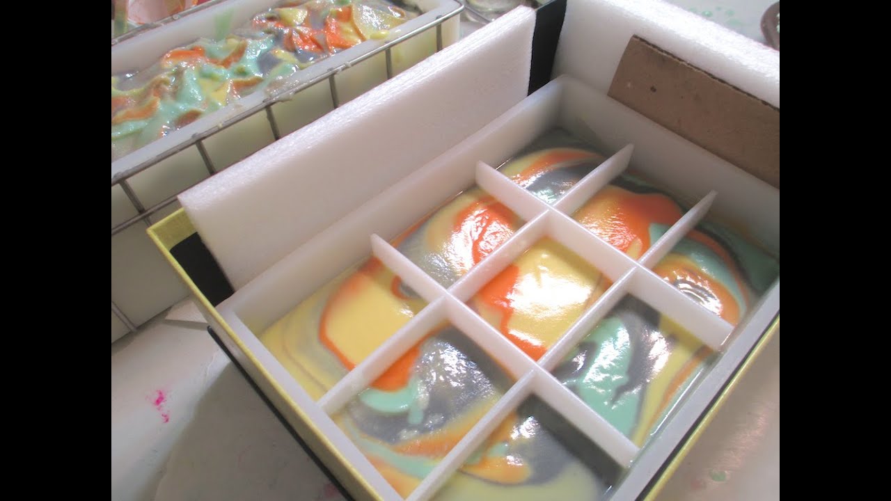 Making and Cutting Spin Swirl Cold Process Soap - YouTube