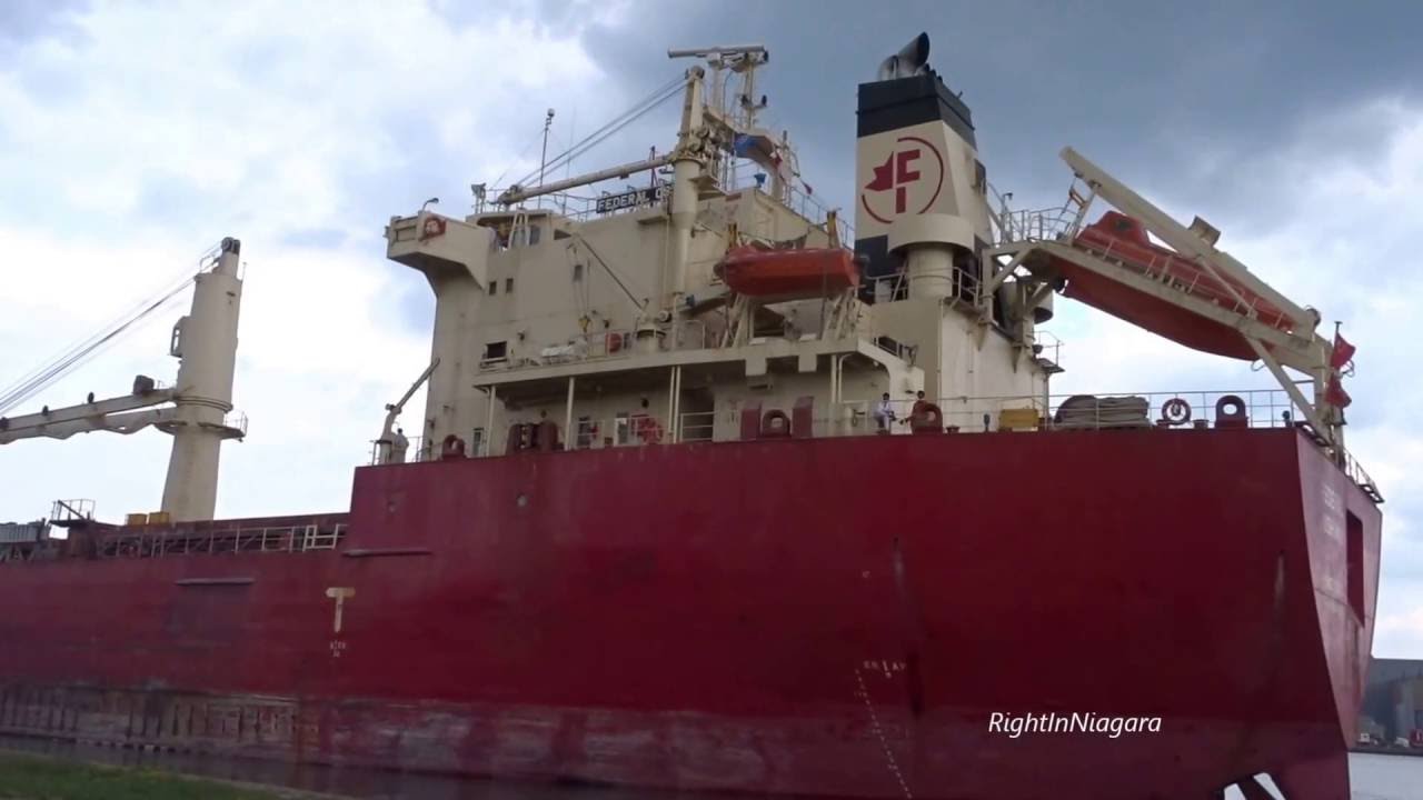 Ship FEDERAL OSHIMA at Lock 1, Welland Canal, 2016 - YouTube