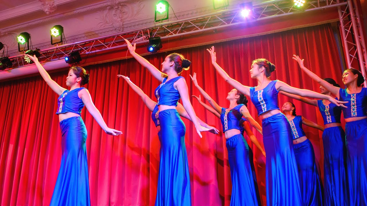 2020 Danse Daï – Dai dance, Chinese dance - 傣族舞蹈 - YouTube