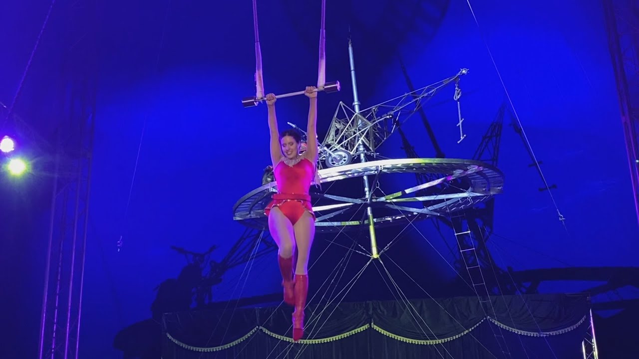 The Big E 2022 Viva La Circus - YouTube