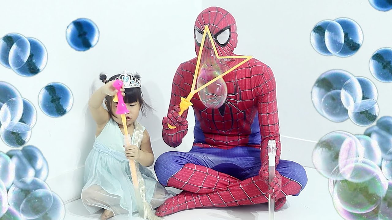 blow bubbles with spiderman - YouTube