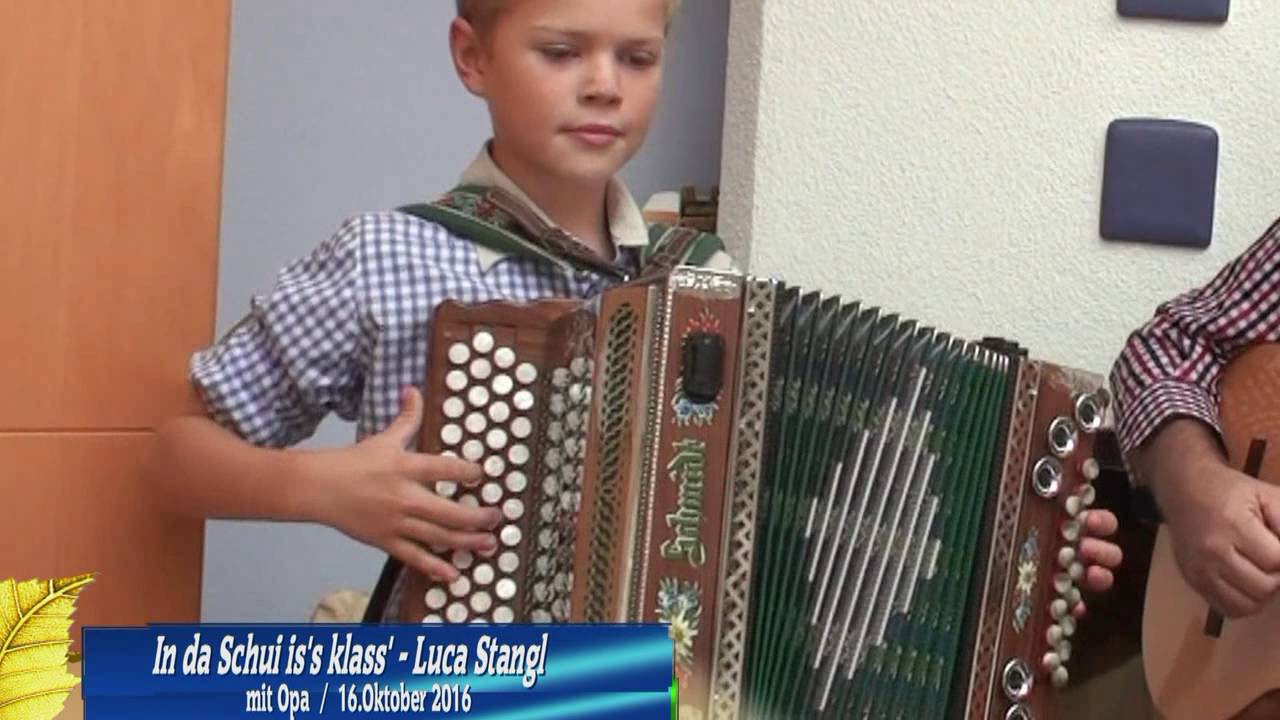 In da Schui is's klass' - Luca Stangl - YouTube
