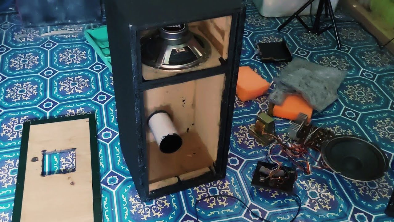 ganti box subwoofer aktif intel sb90A - YouTube