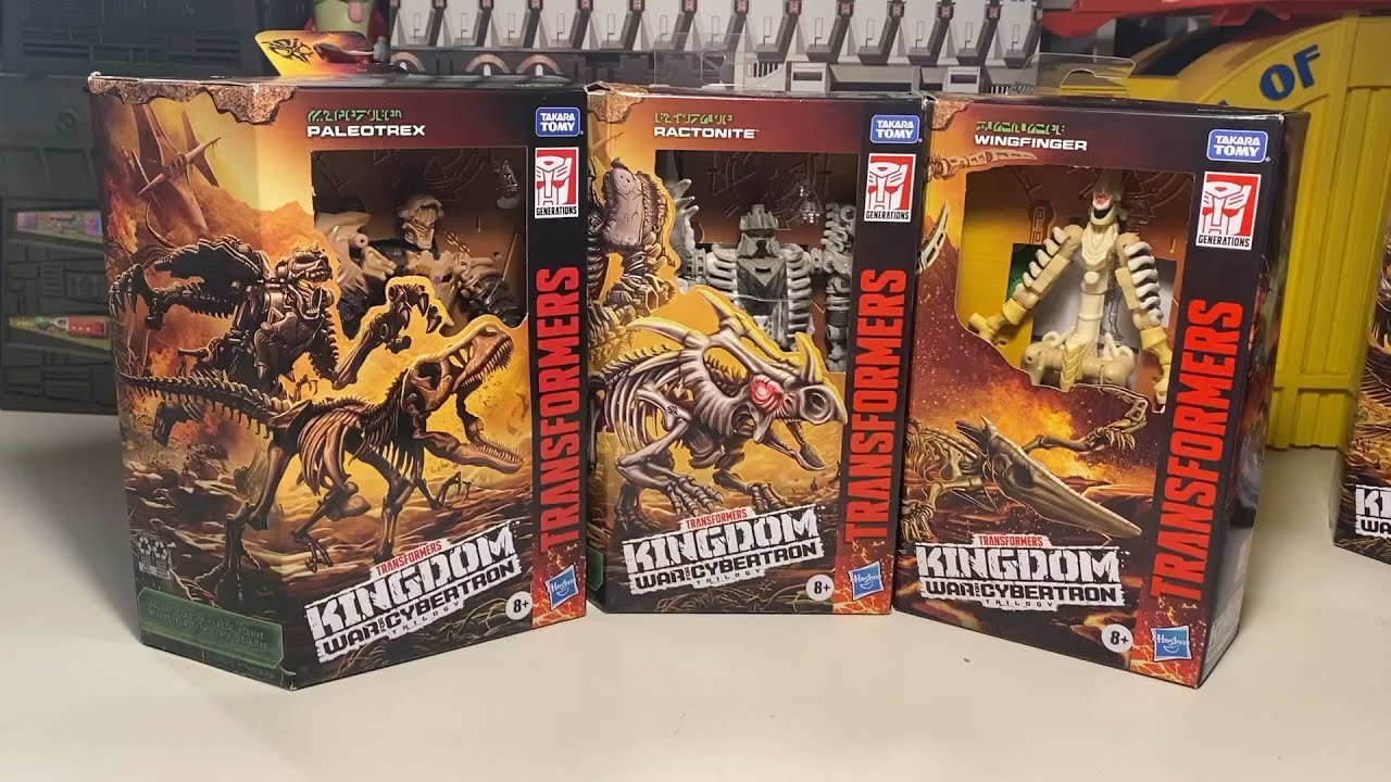 Transformers Kingdom Fossilizer Combiner !!! - YouTube