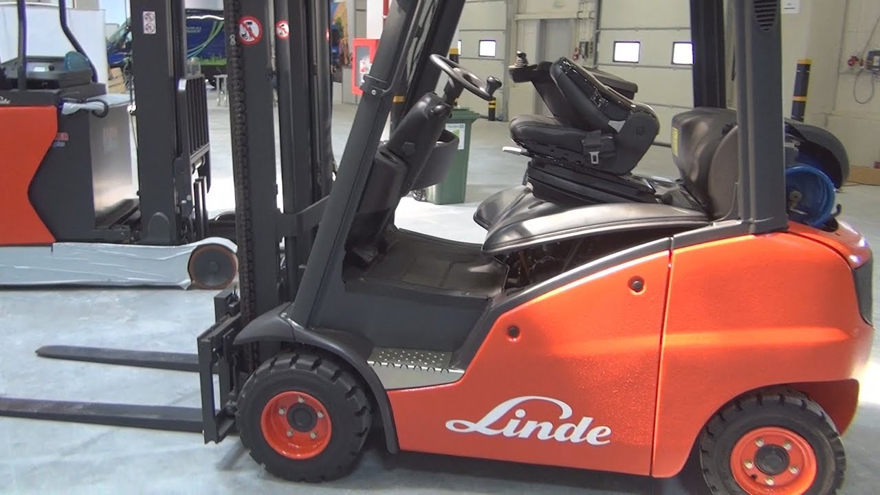 Linde H20 Forklift Exterior and Interior - YouTube