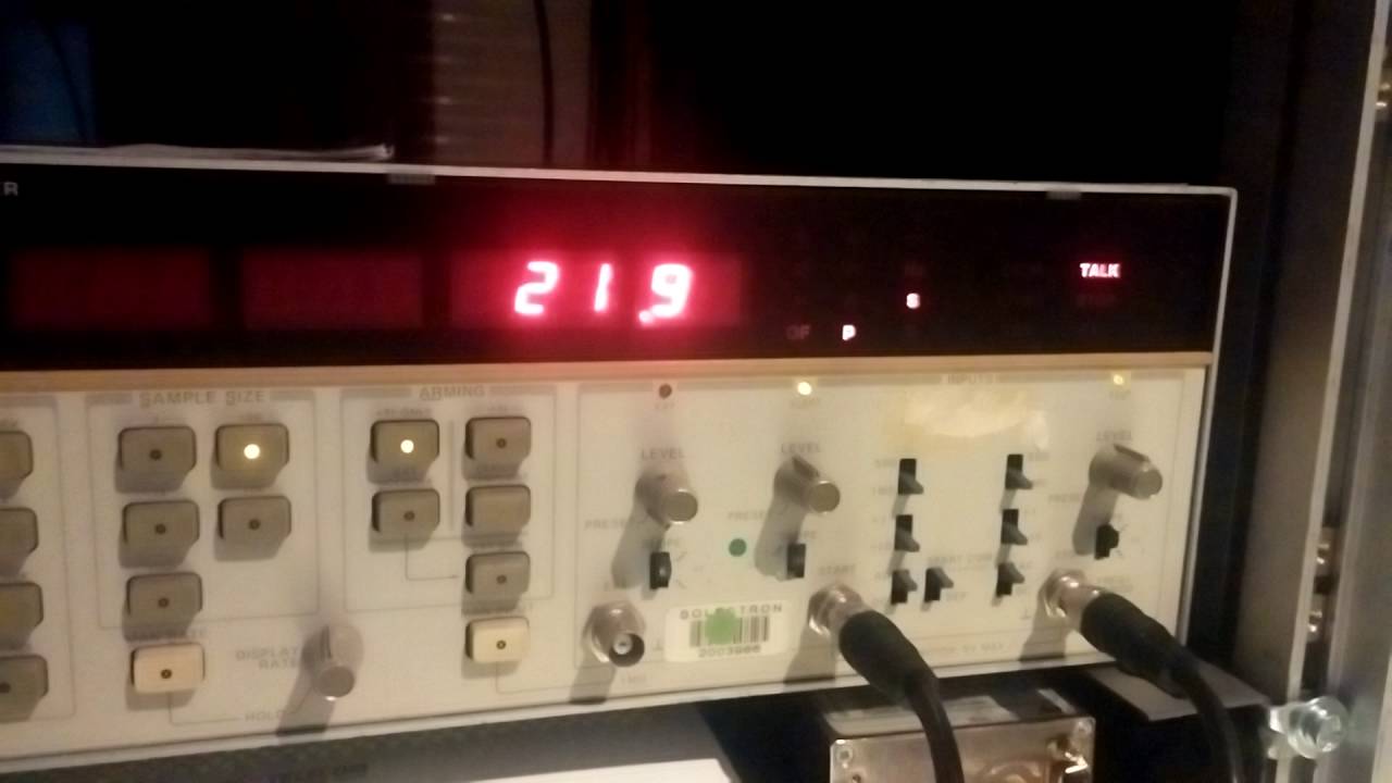 HP 5370B TIC STD on 10811-60111 OCVCXO - YouTube