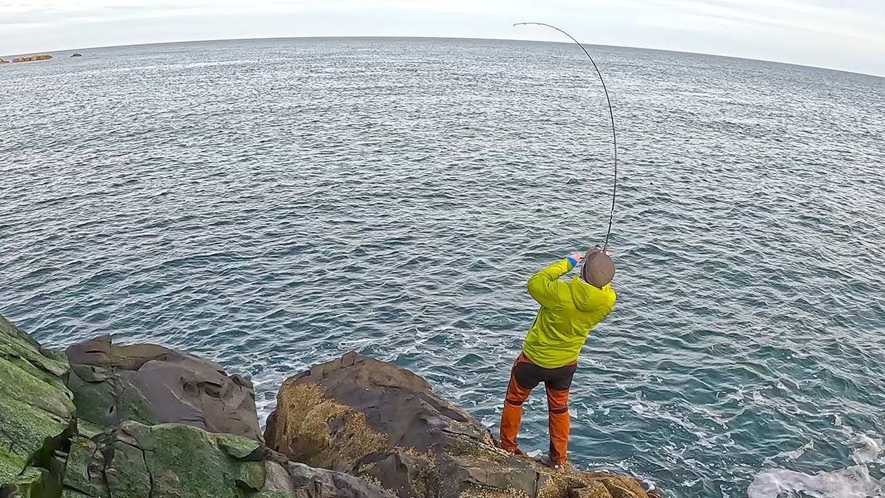 Catching Cod and Pollack With Lures | Lure Fishing UK - YouTube