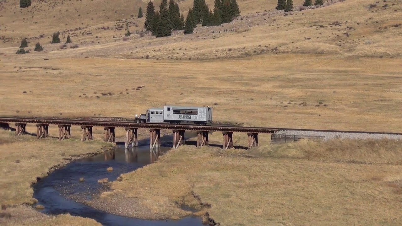 RGS 5 (Galloping Goose) deadheads to Chama 22-Oct-2024 - YouTube