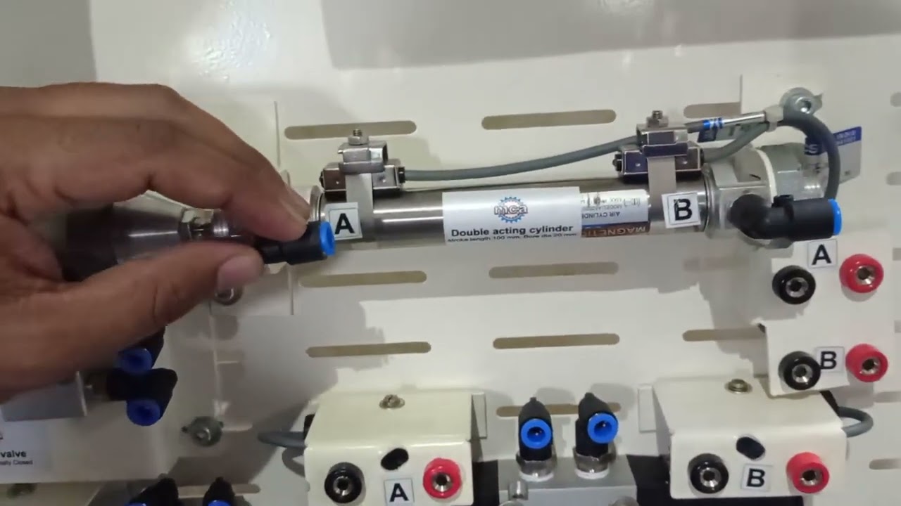 Double Acting pneumatic Cylinder Controlled by Using 5/2 Hand lever ...