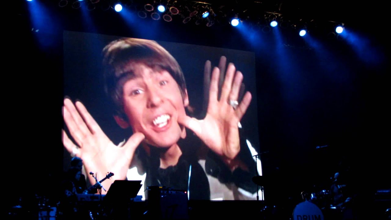 Davy Jones "Daddy's Song" video played at Monkees concert in Buffalo ...