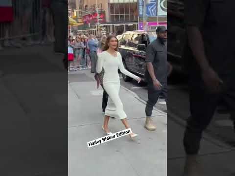Making the Sidewalk Her Catwalk: Hailey Bieber in NYC to Promote Skincare Line #model #haileybieber