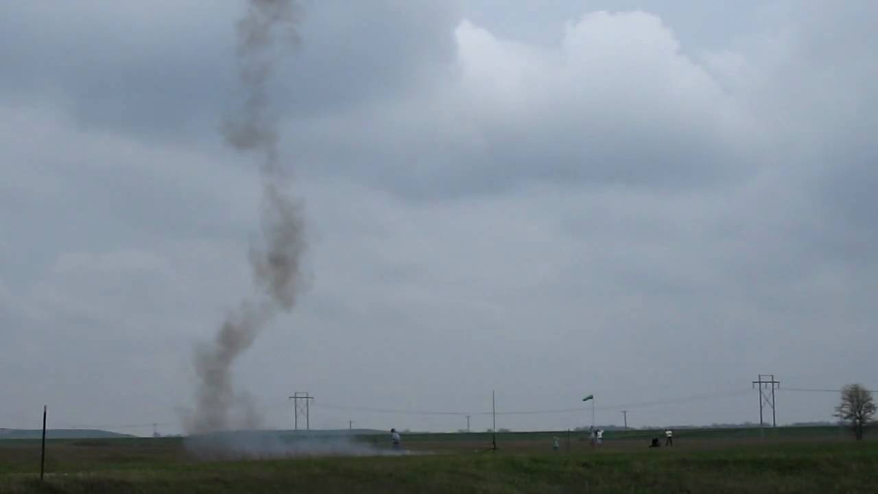 High powered spool rocket - YouTube