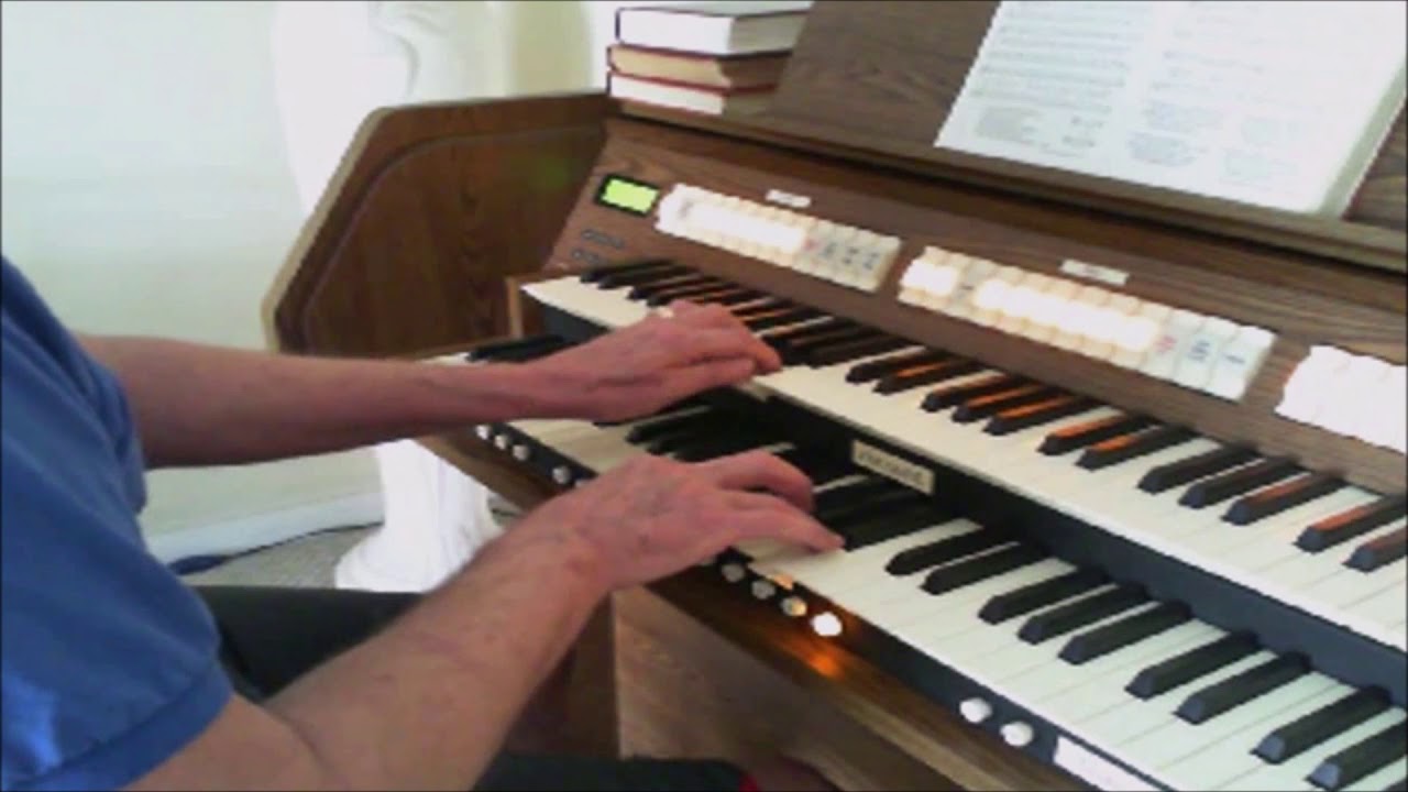 Hark the Sound of Holy Voices - MOULTRIE - YouTube