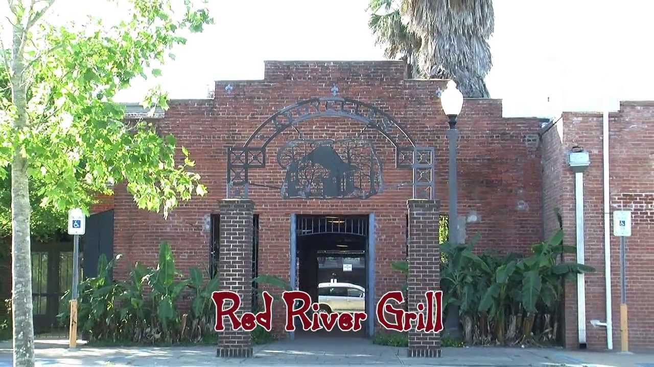 What's In Store - Red River Grill - YouTube