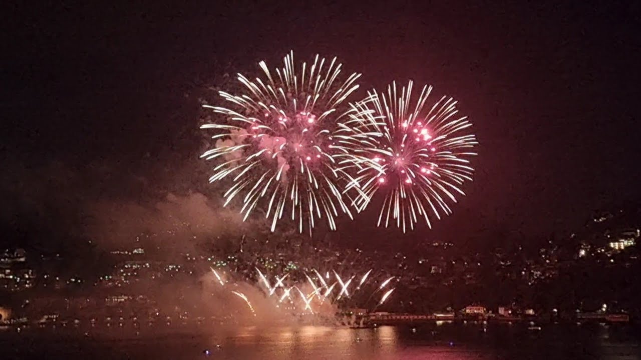Fireworks over Lake Como... A magical 7 minutes with a breathtaking ...