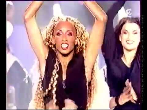 Mia Frye - Vogue Choregraphy performed in Madonna's presence