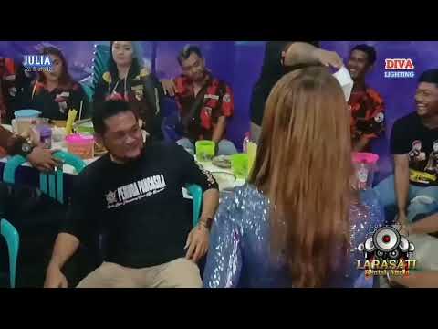 Geger Geden...Penonton Full....!! Kehadiran Cinta ~  Evi Tania ~ Julia Live Wedung Demak