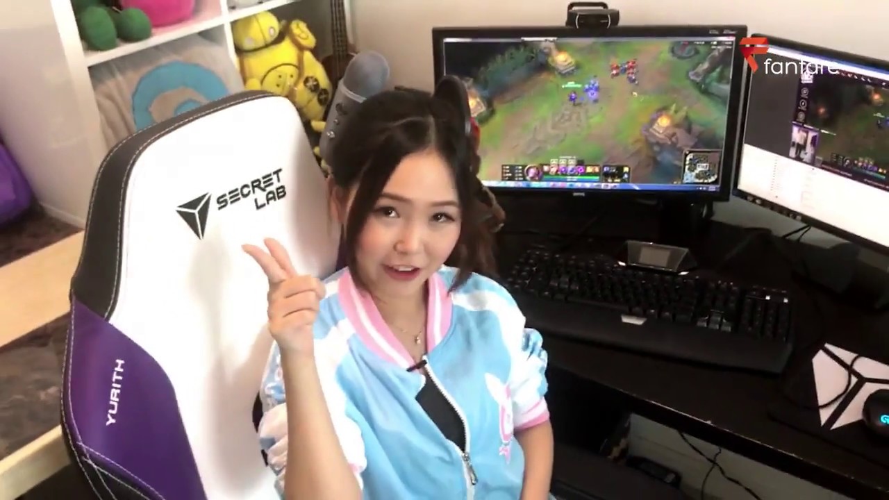 Yurith | Singing Gamer | Fanfare Ambassador - YouTube