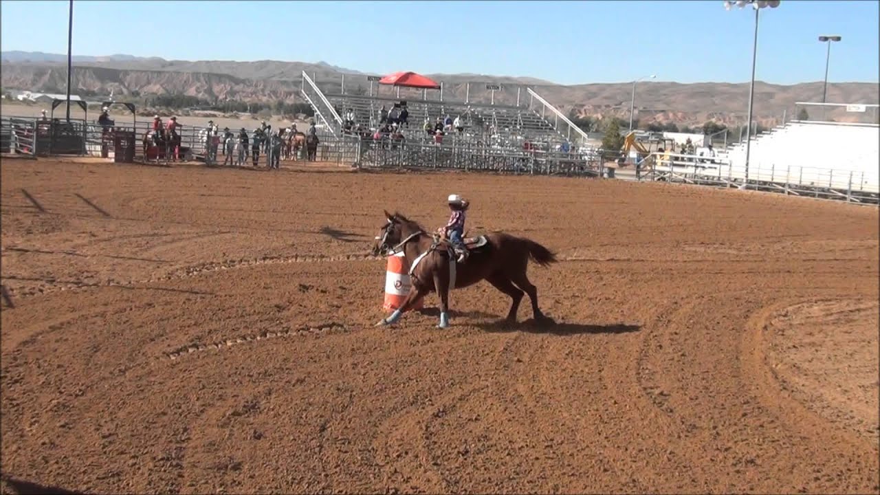 Penelope and Dash WJRA Barrels 3-8-15 - YouTube