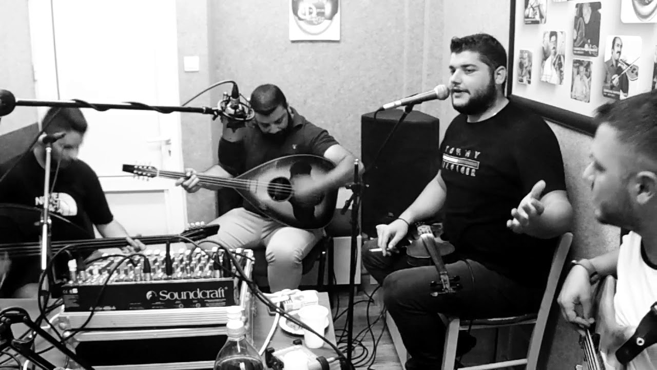 Γιώργος Φραντζεσκάκης-Άρωμα-Χαλάλι σου βασιλικέ - YouTube