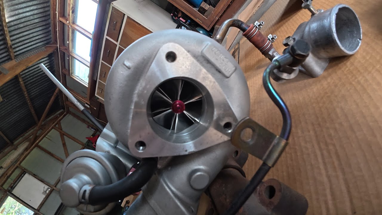 How to Turbo a QD32 D22 Navara - YouTube