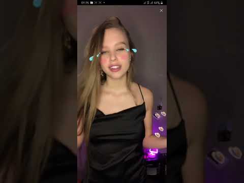 I dance with a very beautiful girl Bigo live