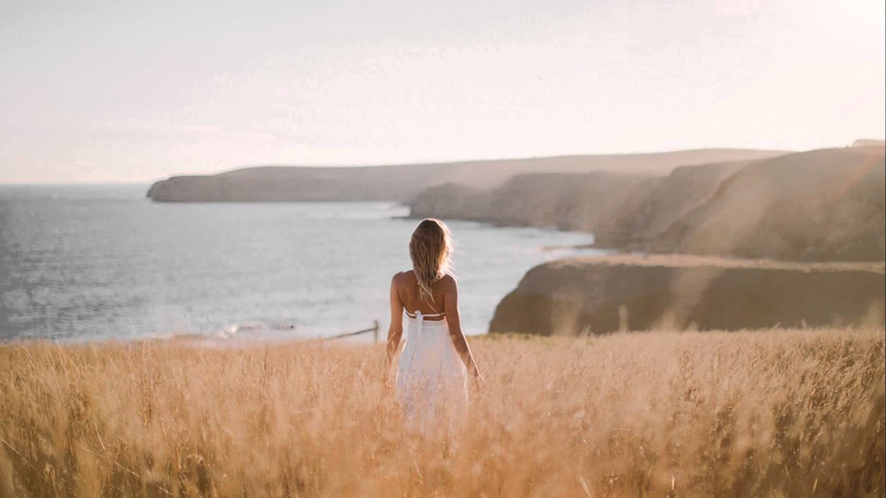Meranda - Daylight - YouTube