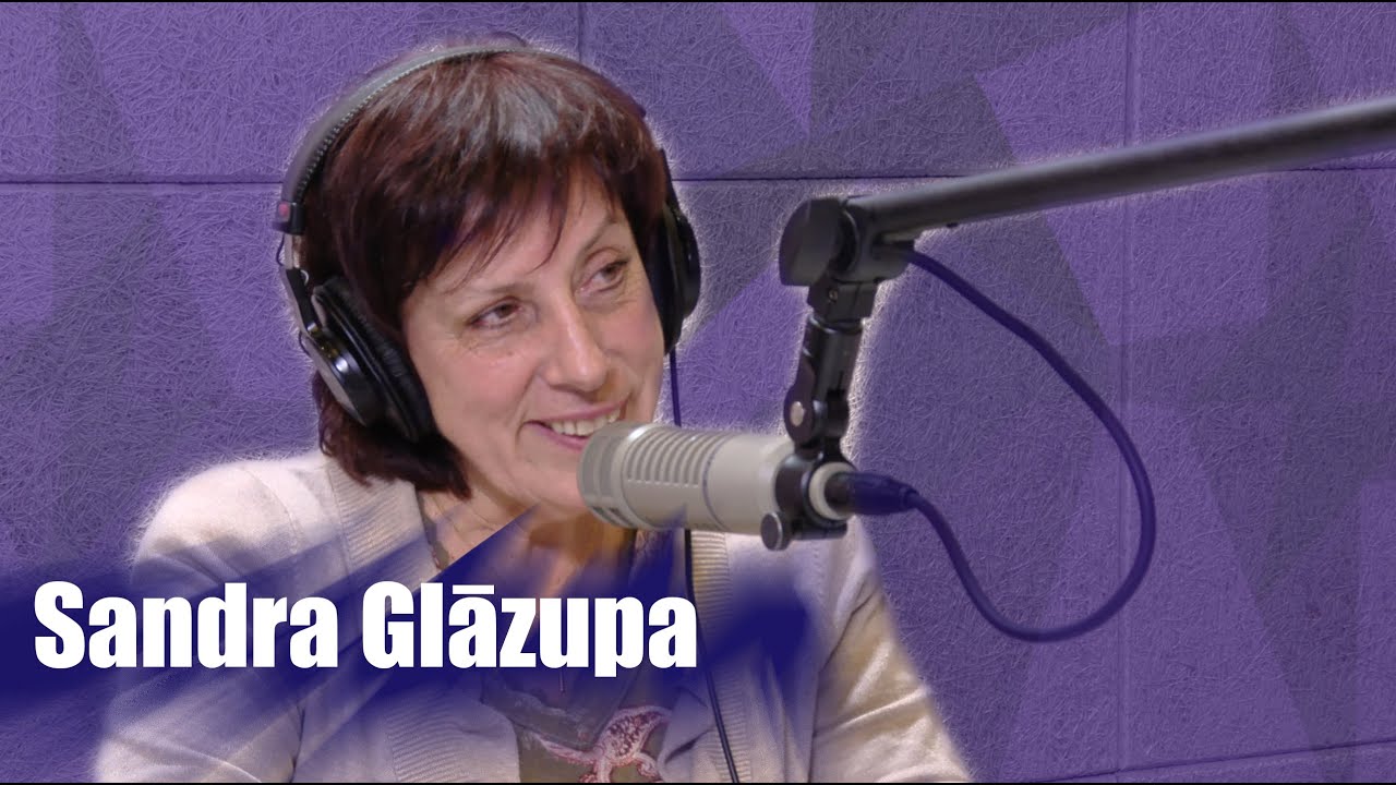 Portrets E34: Sandra Glāzupa - YouTube