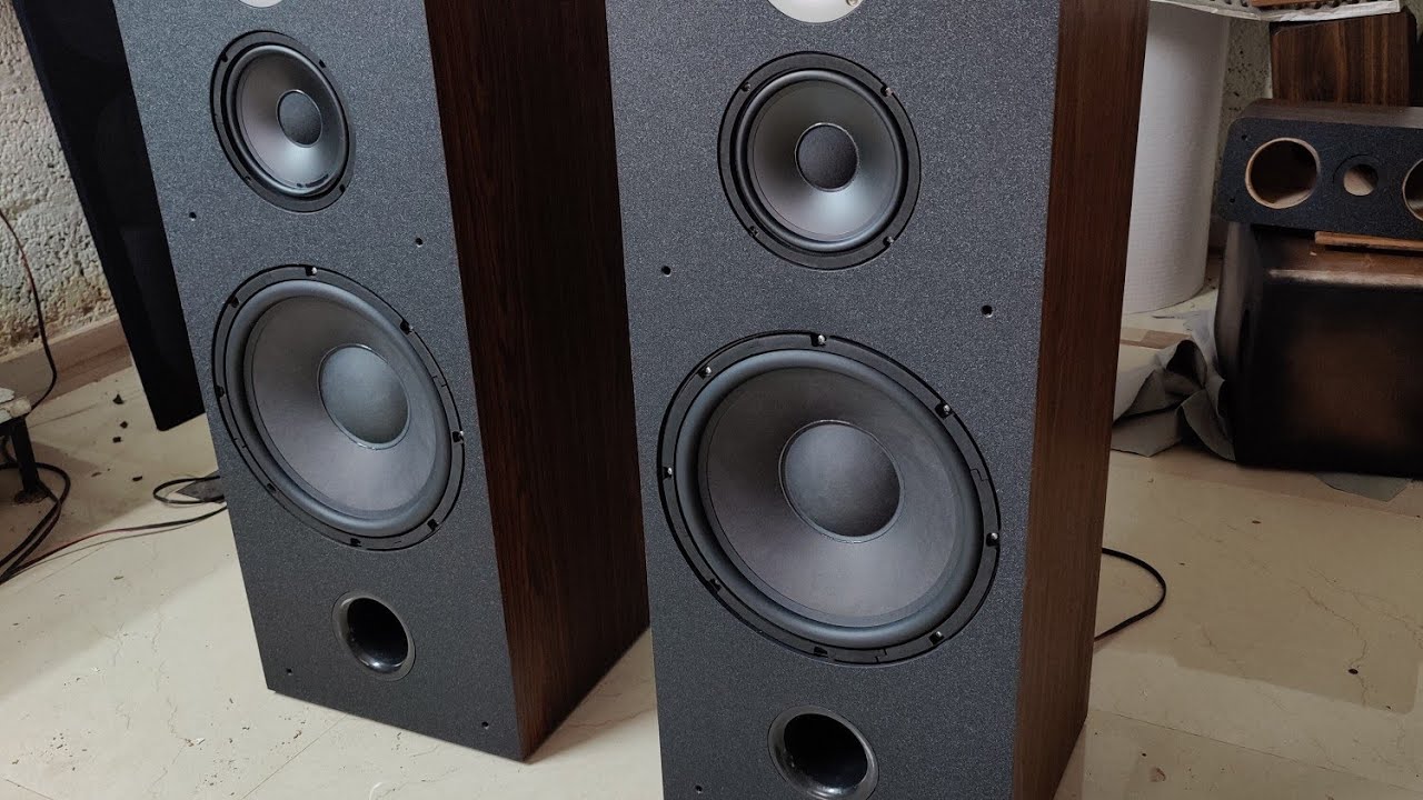 Beyma floorstand - YouTube