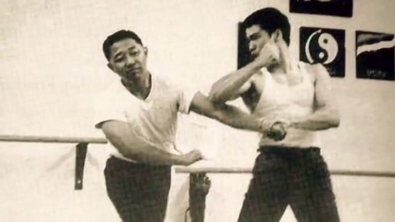 Bruce Lee Wing Chun Chi sao - YouTube