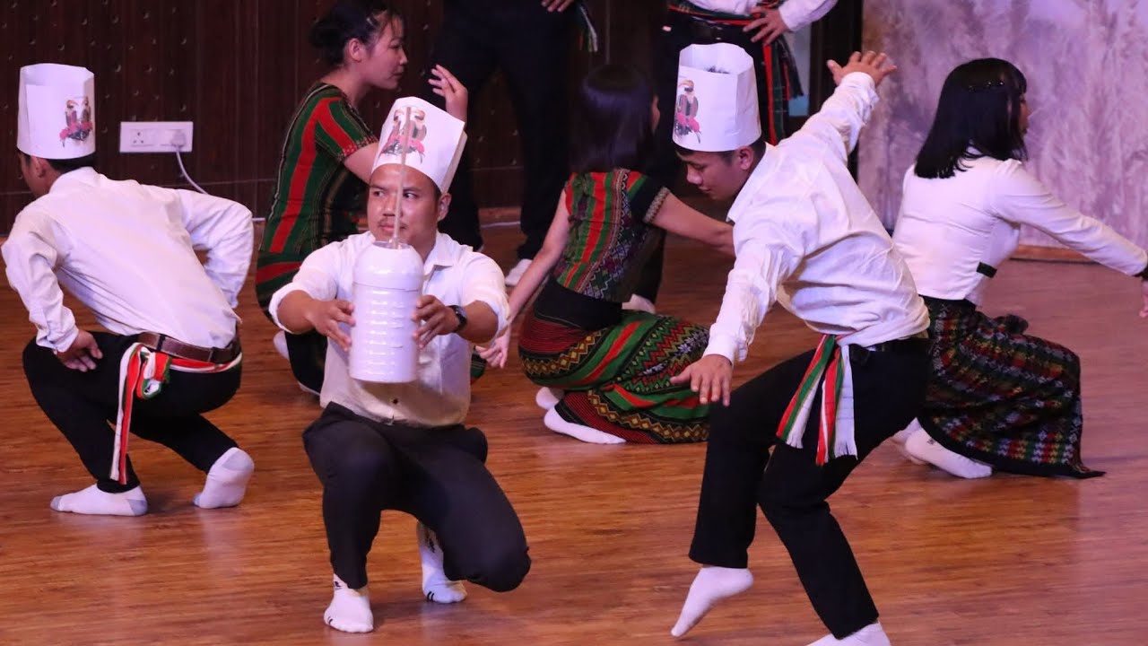 Zomi Culture Dance ( Zomi ngeina lam) #dance - YouTube