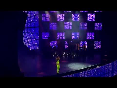 Hadise - Deli Oğlan (Harbiye Açıkhava) (10.08.2019)