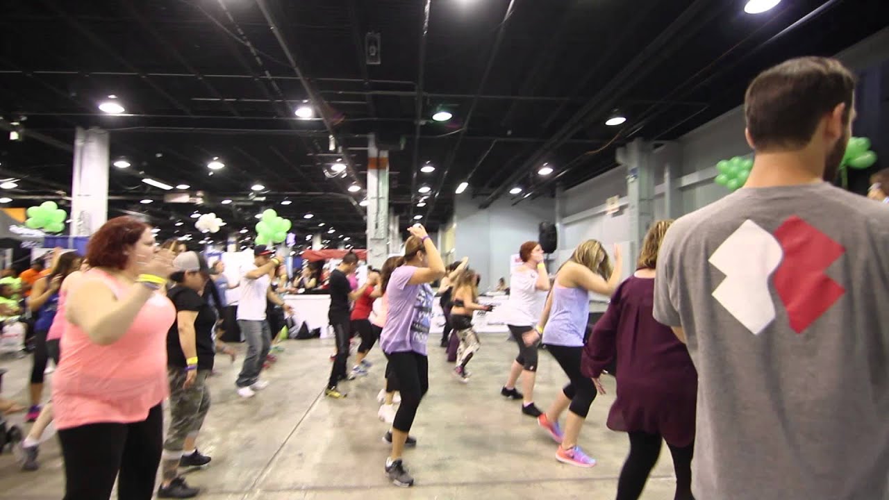 FLY GIRL Dance & Fitness at the Fit Expo Chicago - YouTube