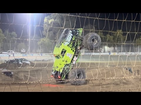 Identity Theft monster truck freestyle at Lakeport speedway - YouTube