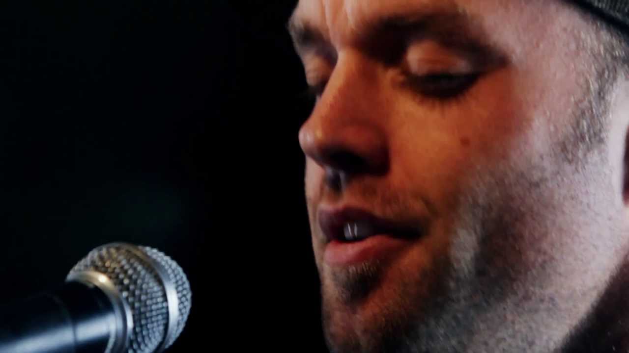 Samuel J - Reach Out (Live Loop Pedal) - YouTube