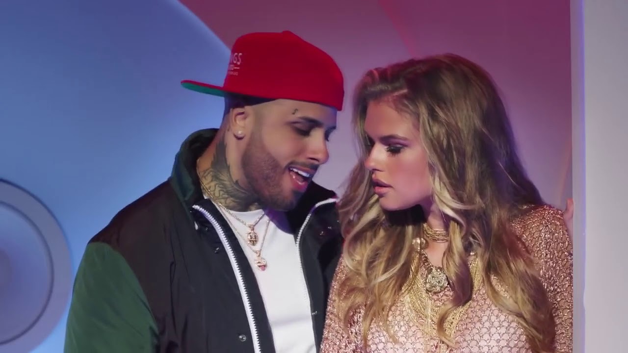 Nicky Jam x J. Balvin - X (EQUIS) INTRO - YouTube