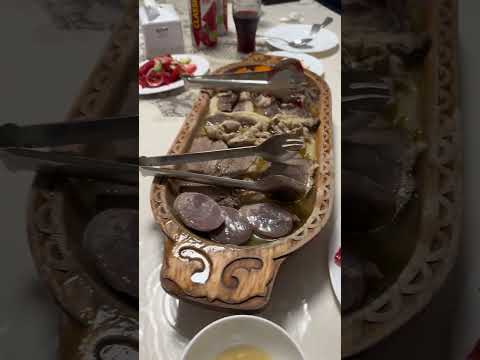 Mexnat Besbarmag N 1. Не туристический Ташкент, пробуем бешбармаг в Узбекистане.