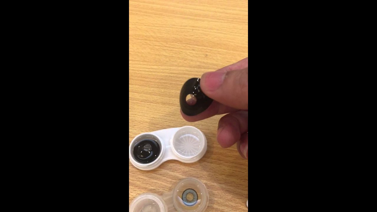 22mm Sclera Contact VS Normal Size Colored Contacts - YouTube