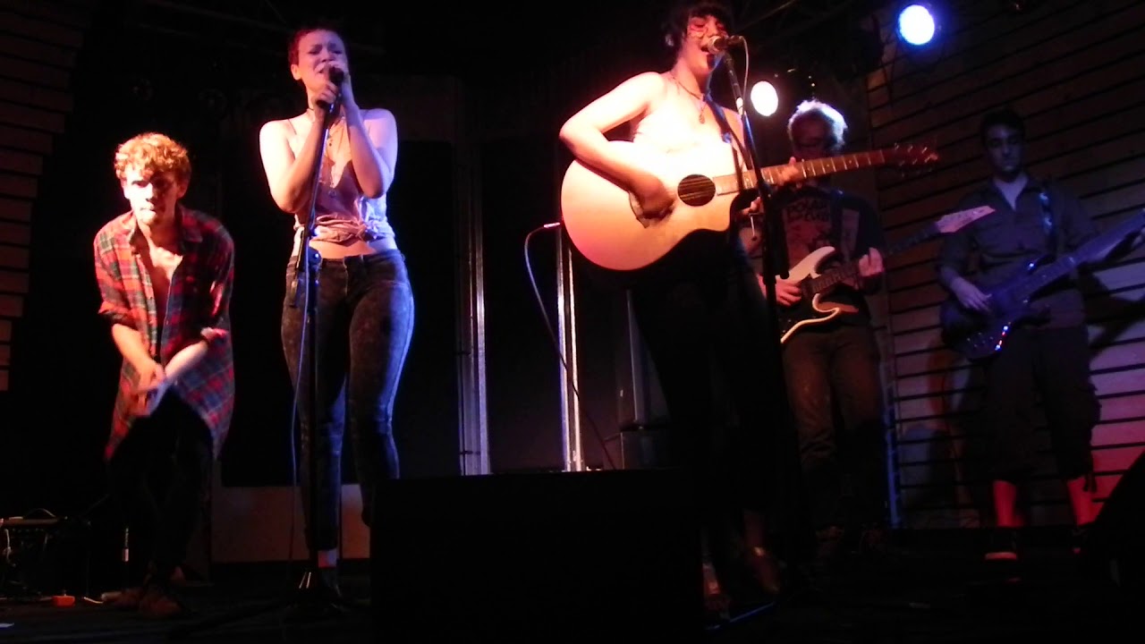 Eleanor Rigby Live - YouTube