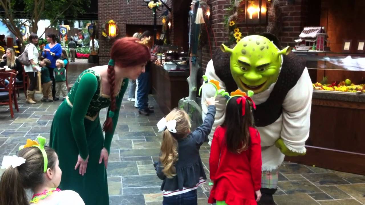 Staring Contest with Shrek - YouTube