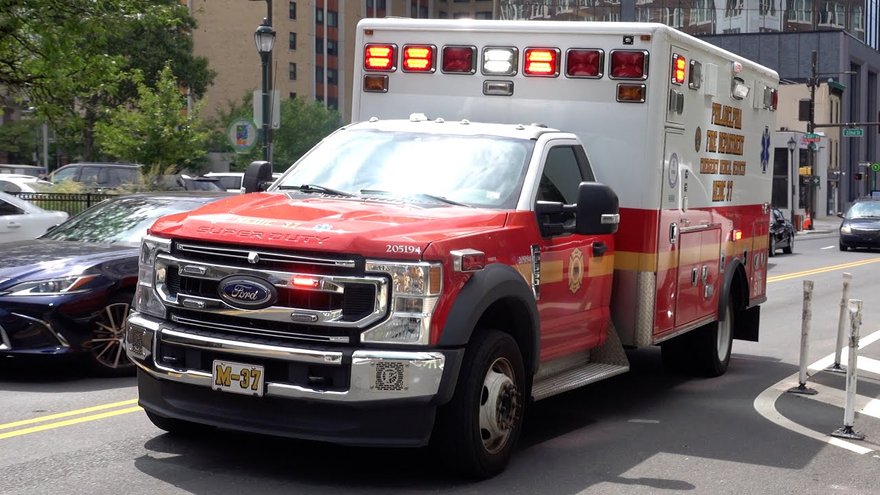 Philadelphia Fire Department Medic 37 Responding - YouTube