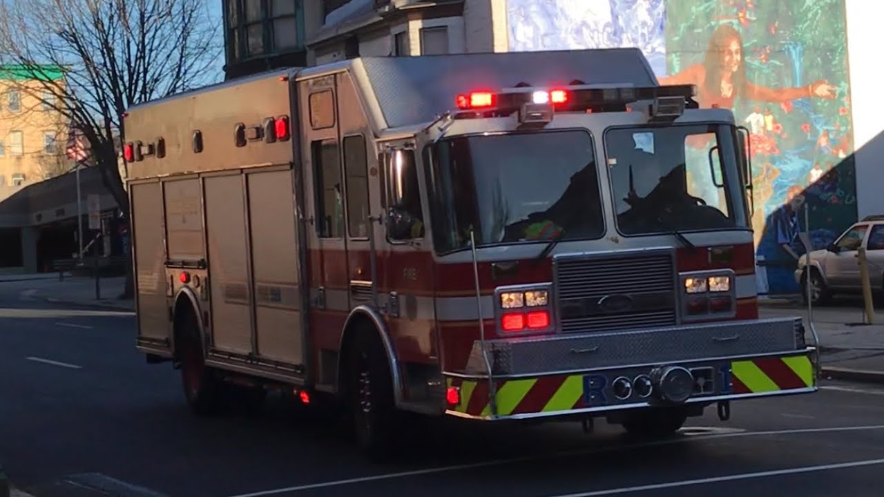 Reading Fire Department Rescue 1 Responding - YouTube
